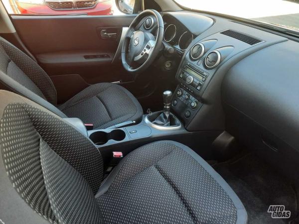 Melns Nissan Qashqai 2008 Kretinga, ar dzinēja tilpumu 2.00 L un nobraukumu 264 tūkst. km par 4490 €, foto 8 vietnē AUTOMOTO.COM.LV