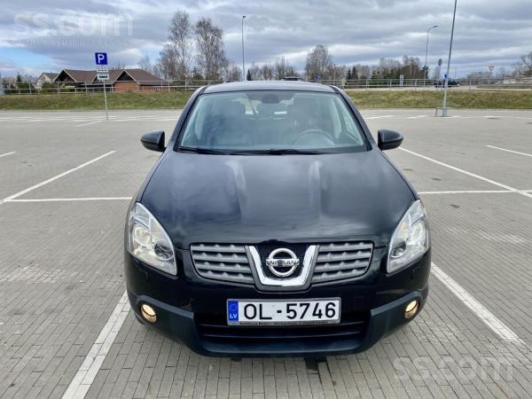 Melns Nissan Qashqai 2008 Rēzekne, ar dzinēja tilpumu 2.00 L un nobraukumu 0 tūkst. km par 4350 €, foto 1 vietnē AUTOMOTO.COM.LV