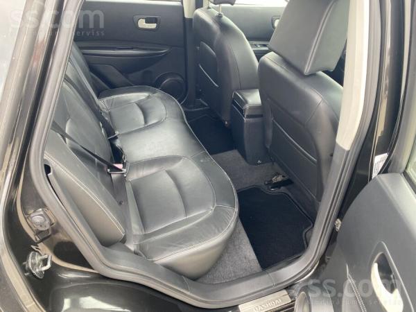 Melns Nissan Qashqai 2008 Rēzekne, ar dzinēja tilpumu 2.00 L un nobraukumu 0 tūkst. km par 4350 €, foto 10 vietnē AUTOMOTO.COM.LV