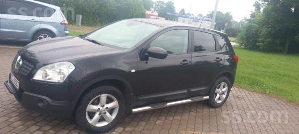 Melns Nissan Qashqai 2008 Jūrmala, ar dzinēja tilpumu 1.60 L un nobraukumu 290 tūkst. km par 2880 €, foto 3 vietnē AUTOMOTO.COM.LV
