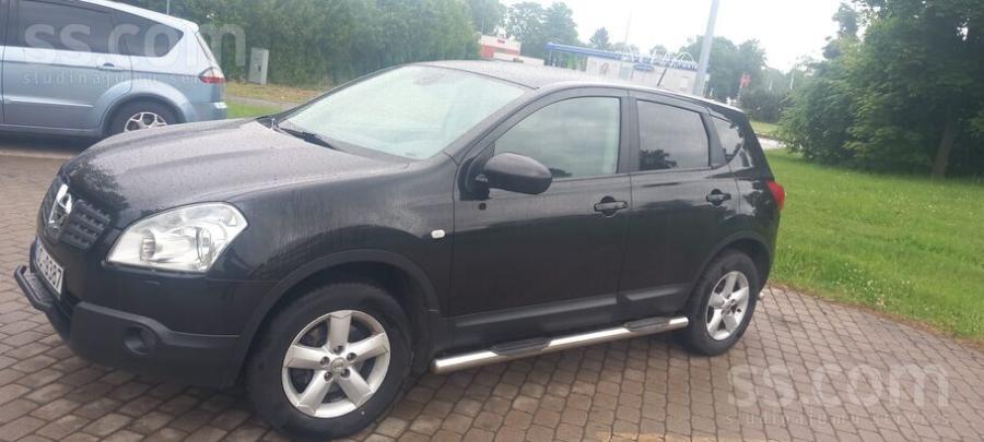 Melns Nissan Qashqai 2008 Jūrmala, ar dzinēja tilpumu 1.60 L un nobraukumu 290 tūkst. km par 2880 €, foto 4 vietnē AUTOMOTO.COM.LV