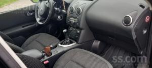 Melns Nissan Qashqai 2008 Jūrmala, ar dzinēja tilpumu 1.60 L un nobraukumu 290 tūkst. km par 2880 €, foto 6 vietnē AUTOMOTO.COM.LV