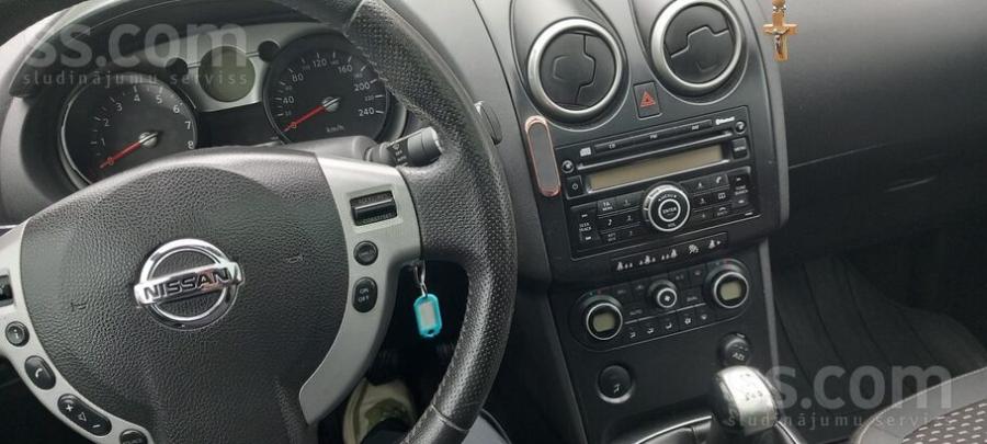 Melns Nissan Qashqai 2008 Jūrmala, ar dzinēja tilpumu 1.60 L un nobraukumu 290 tūkst. km par 2880 €, foto 7 vietnē AUTOMOTO.COM.LV