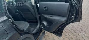 Melns Nissan Qashqai 2008 Jūrmala, ar dzinēja tilpumu 1.60 L un nobraukumu 290 tūkst. km par 2880 €, foto 10 vietnē AUTOMOTO.COM.LV
