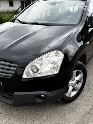 Melns Nissan Qashqai 2008 Klaipėda, ar dzinēja tilpumu 1.50 L un nobraukumu 252 tūkst. km par 3299 €, foto 4 vietnē AUTOMOTO.COM.LV