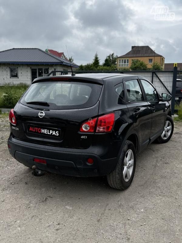 Black Nissan Qashqai 2008 in Klaipeda, with an engine capacity of 1.50 L and mileage of 252 thousand km for 3299 €, photo 5 on AUTOMOTO.COM.LV