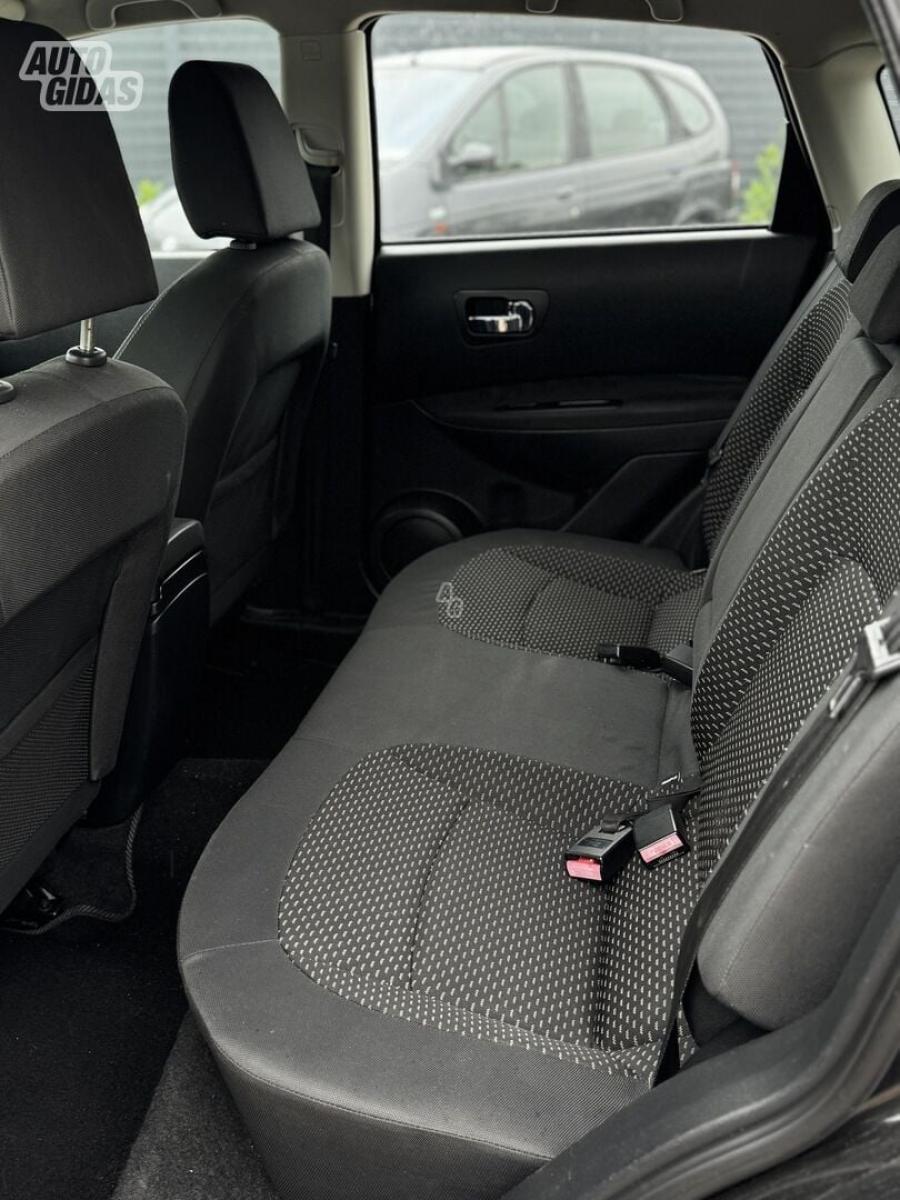 Melns Nissan Qashqai 2008 Klaipėda, ar dzinēja tilpumu 1.50 L un nobraukumu 252 tūkst. km par 3299 €, foto 18 vietnē AUTOMOTO.COM.LV