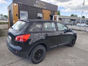 Black Nissan Qashqai 2008 in Riga, with an engine capacity of 2.00 L and mileage of 400 thousand km for 2290 €, photo 4 on AUTOMOTO.COM.LV