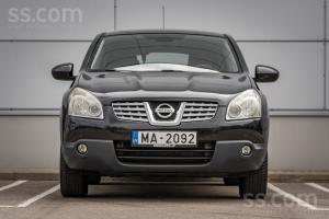 Melns Nissan Qashqai 2008 Rīga, ar dzinēja tilpumu 2.00 L un nobraukumu 267 tūkst. km par 2950 €, foto 3 vietnē AUTOMOTO.COM.LV
