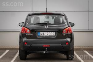 Melns Nissan Qashqai 2008 Rīga, ar dzinēja tilpumu 2.00 L un nobraukumu 267 tūkst. km par 2950 €, foto 6 vietnē AUTOMOTO.COM.LV