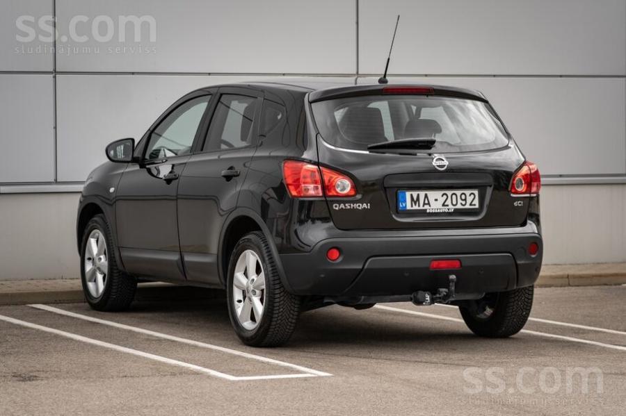 Melns Nissan Qashqai 2008 Rīga, ar dzinēja tilpumu 2.00 L un nobraukumu 267 tūkst. km par 2950 €, foto 7 vietnē AUTOMOTO.COM.LV
