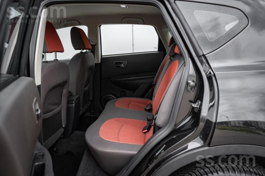 Melns Nissan Qashqai 2008 Rīga, ar dzinēja tilpumu 2.00 L un nobraukumu 267 tūkst. km par 2950 €, foto 12 vietnē AUTOMOTO.COM.LV