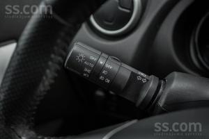 Melns Nissan Qashqai 2008 Rīga, ar dzinēja tilpumu 2.00 L un nobraukumu 267 tūkst. km par 2950 €, foto 16 vietnē AUTOMOTO.COM.LV