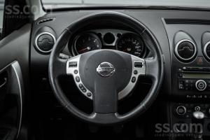 Melns Nissan Qashqai 2008 Rīga, ar dzinēja tilpumu 2.00 L un nobraukumu 267 tūkst. km par 2950 €, foto 18 vietnē AUTOMOTO.COM.LV