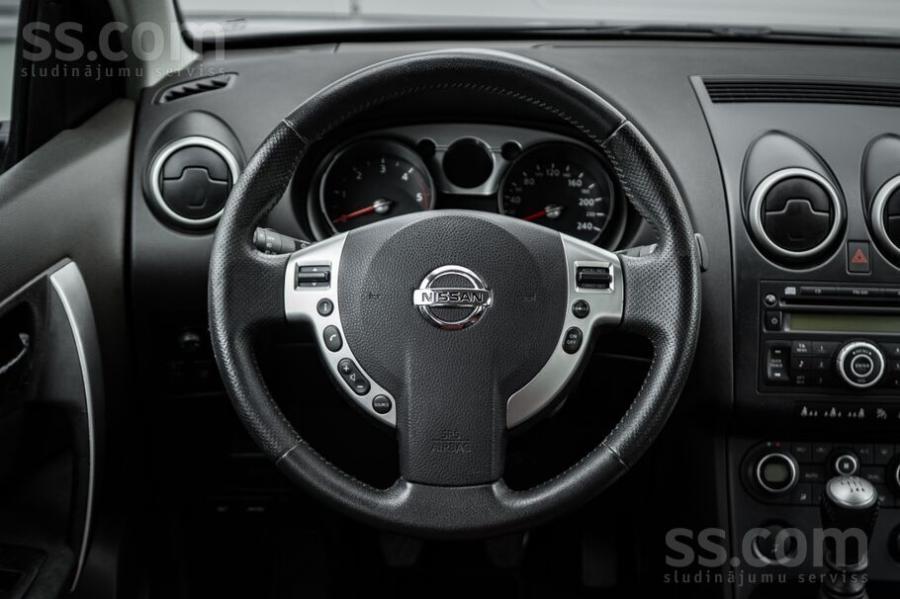 Melns Nissan Qashqai 2008 Rīga, ar dzinēja tilpumu 2.00 L un nobraukumu 267 tūkst. km par 2950 €, foto 18 vietnē AUTOMOTO.COM.LV