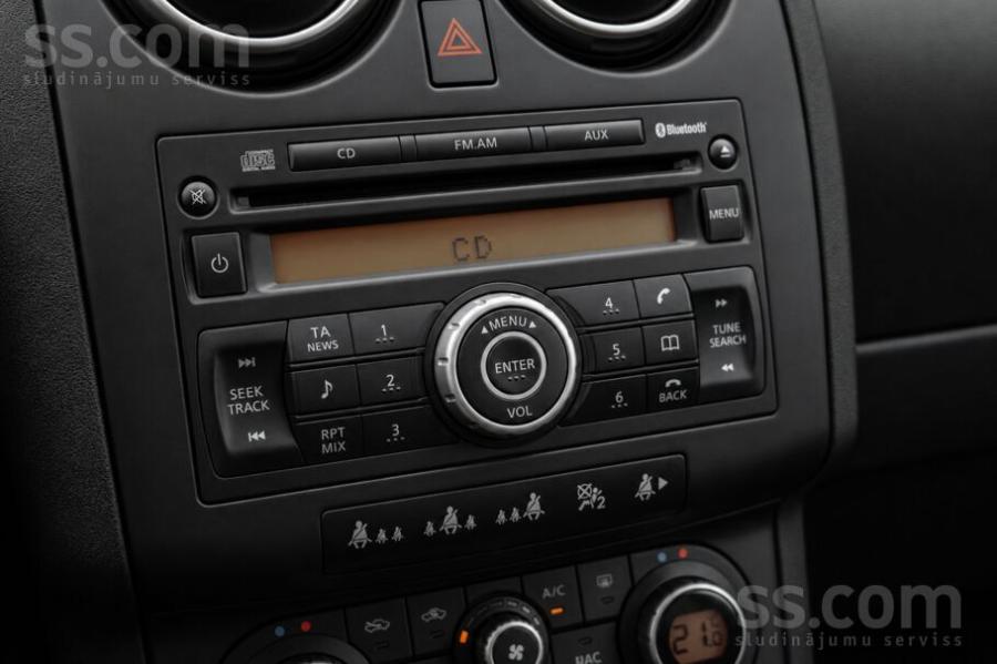 Melns Nissan Qashqai 2008 Rīga, ar dzinēja tilpumu 2.00 L un nobraukumu 267 tūkst. km par 2950 €, foto 23 vietnē AUTOMOTO.COM.LV