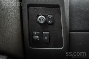 Melns Nissan Qashqai 2008 Rīga, ar dzinēja tilpumu 2.00 L un nobraukumu 267 tūkst. km par 2950 €, foto 26 vietnē AUTOMOTO.COM.LV