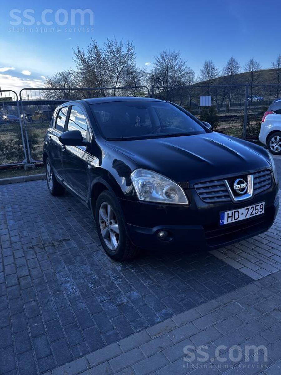 Melns Nissan Qashqai 2008 Rīga, ar dzinēja tilpumu 1.50 L un nobraukumu 198 tūkst. km par 4200 €, foto 4 vietnē AUTOMOTO.COM.LV