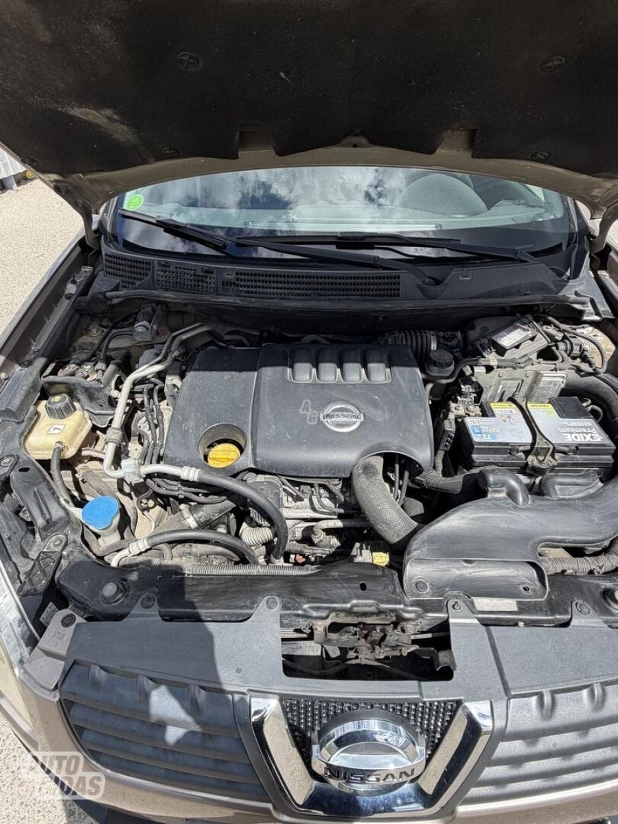 Black Nissan Qashqai 2008 in Kaunas, with an engine capacity of 2.00 L and mileage of 282 thousand km for 3100 €, photo 17 on AUTOMOTO.COM.LV