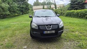 Melns Nissan Qashqai 2008 Rīga, ar dzinēja tilpumu 1.90 L un nobraukumu 302 tūkst. km par 2500 €, foto 4 vietnē AUTOMOTO.COM.LV