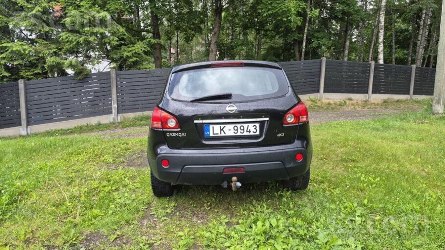 Melns Nissan Qashqai 2008 Rīga, ar dzinēja tilpumu 1.90 L un nobraukumu 302 tūkst. km par 2500 €, foto 7 vietnē AUTOMOTO.COM.LV