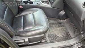 Melns Nissan Qashqai 2008 Rīga, ar dzinēja tilpumu 1.90 L un nobraukumu 302 tūkst. km par 2500 €, foto 12 vietnē AUTOMOTO.COM.LV