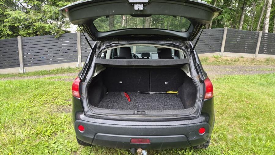 Melns Nissan Qashqai 2008 Rīga, ar dzinēja tilpumu 1.90 L un nobraukumu 302 tūkst. km par 2500 €, foto 18 vietnē AUTOMOTO.COM.LV