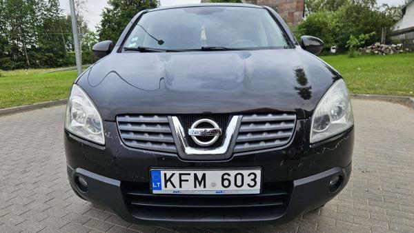 Melns Nissan Qashqai 2008 Alīta, ar dzinēja tilpumu 1.46 L un nobraukumu 290 tūkst. km par 2900 €, foto 2 vietnē AUTOMOTO.COM.LV