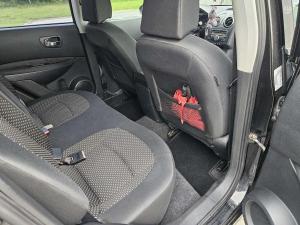 Melns Nissan Qashqai 2008 Alīta, ar dzinēja tilpumu 1.46 L un nobraukumu 290 tūkst. km par 2900 €, foto 16 vietnē AUTOMOTO.COM.LV