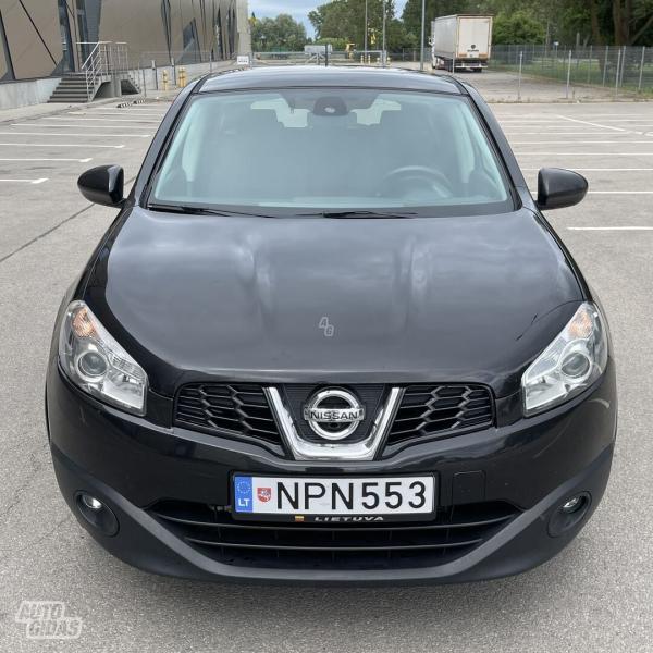 Black Nissan Qashqai 2008 in Siauliai, with an engine capacity of 1.60 L and mileage of 240 thousand km for 3999 €, photo 10 on AUTOMOTO.COM.LV