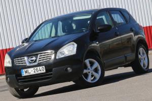 Black Nissan Qashqai 2008 in Riga, with an engine capacity of 1.50 L and mileage of 299 thousand km for 2390 €, photo  on AUTOMOTO.COM.LV