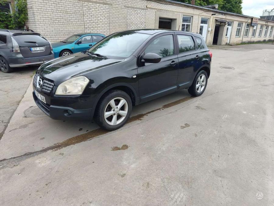 Melns Nissan Qashqai 2008 Panevēža, ar dzinēja tilpumu 1.46 L un nobraukumu 248 tūkst. km par 1600 €, foto 1 vietnē AUTOMOTO.COM.LV
