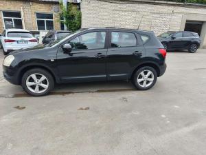 Melns Nissan Qashqai 2008 Panevēža, ar dzinēja tilpumu 1.46 L un nobraukumu 248 tūkst. km par 1600 €, foto 3 vietnē AUTOMOTO.COM.LV