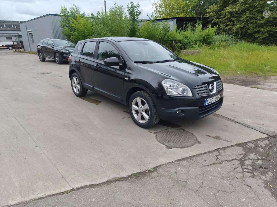 Melns Nissan Qashqai 2008 Panevēža, ar dzinēja tilpumu 1.46 L un nobraukumu 248 tūkst. km par 1600 €, foto 4 vietnē AUTOMOTO.COM.LV