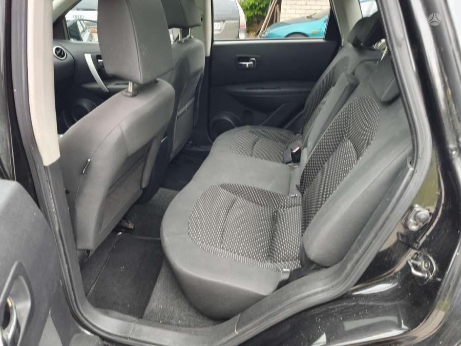 Melns Nissan Qashqai 2008 Panevēža, ar dzinēja tilpumu 1.46 L un nobraukumu 248 tūkst. km par 1600 €, foto 8 vietnē AUTOMOTO.COM.LV