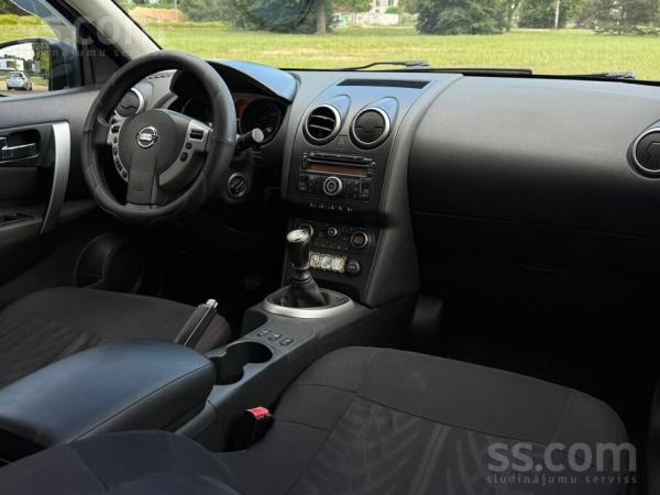 Melns Nissan Qashqai 2008 Rīga, ar dzinēja tilpumu 2.00 L un nobraukumu 0 tūkst. km par 2590 €, foto 8 vietnē AUTOMOTO.COM.LV