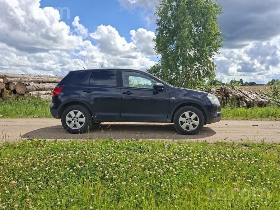 Melns Nissan Qashqai 2008 Balvi, ar dzinēja tilpumu 1.50 L un nobraukumu 340 tūkst. km par 1250 €, foto 3 vietnē AUTOMOTO.COM.LV