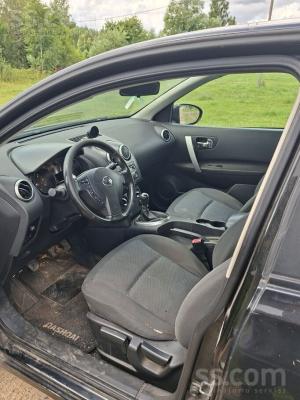 Melns Nissan Qashqai 2008 Balvi, ar dzinēja tilpumu 1.50 L un nobraukumu 340 tūkst. km par 1250 €, foto 6 vietnē AUTOMOTO.COM.LV
