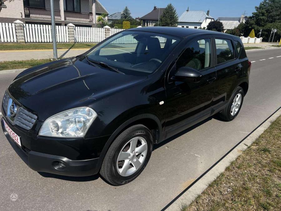 Melns Nissan Qashqai 2008 Vilkaviškis, ar dzinēja tilpumu 2.00 L un nobraukumu 194 tūkst. km par 3399 €, foto 1 vietnē AUTOMOTO.COM.LV
