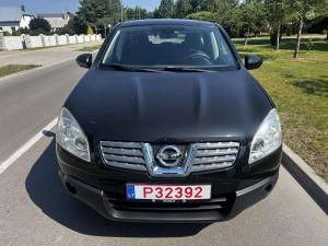 Melns Nissan Qashqai 2008 Vilkaviškis, ar dzinēja tilpumu 2.00 L un nobraukumu 194 tūkst. km par 3399 €, foto 3 vietnē AUTOMOTO.COM.LV