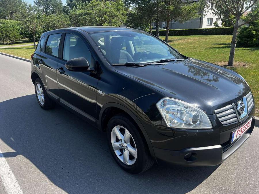 Melns Nissan Qashqai 2008 Vilkaviškis, ar dzinēja tilpumu 2.00 L un nobraukumu 194 tūkst. km par 3399 €, foto 4 vietnē AUTOMOTO.COM.LV