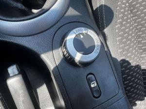 Melns Nissan Qashqai 2008 Vilkaviškis, ar dzinēja tilpumu 2.00 L un nobraukumu 194 tūkst. km par 3399 €, foto 13 vietnē AUTOMOTO.COM.LV