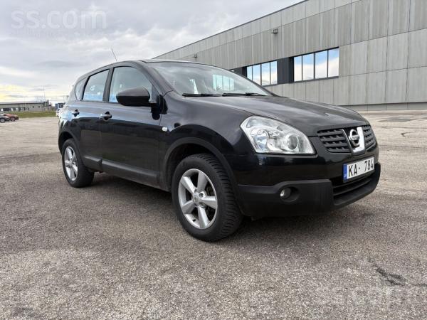 Melns Nissan Qashqai 2008 Cēsis, ar dzinēja tilpumu 1.50 L un nobraukumu 285 tūkst. km par 3650 €, foto 2 vietnē AUTOMOTO.COM.LV