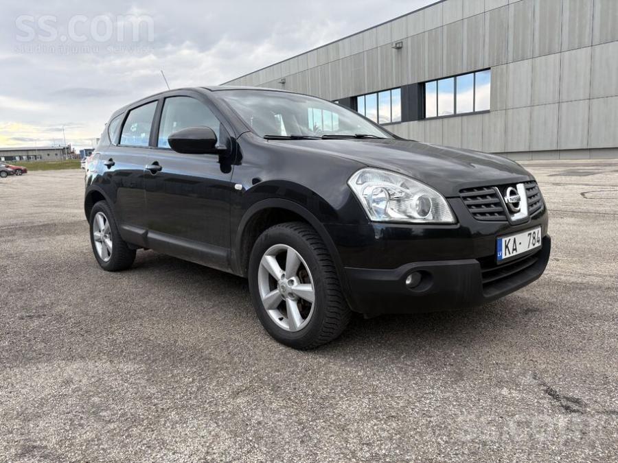 Melns Nissan Qashqai 2008 Cēsis, ar dzinēja tilpumu 1.50 L un nobraukumu 285 tūkst. km par 3650 €, foto 3 vietnē AUTOMOTO.COM.LV
