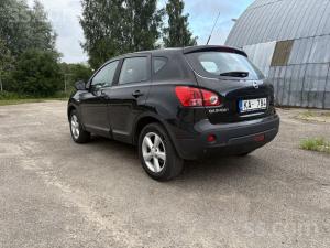 Melns Nissan Qashqai 2008 Cēsis, ar dzinēja tilpumu 1.50 L un nobraukumu 285 tūkst. km par 3650 €, foto 7 vietnē AUTOMOTO.COM.LV