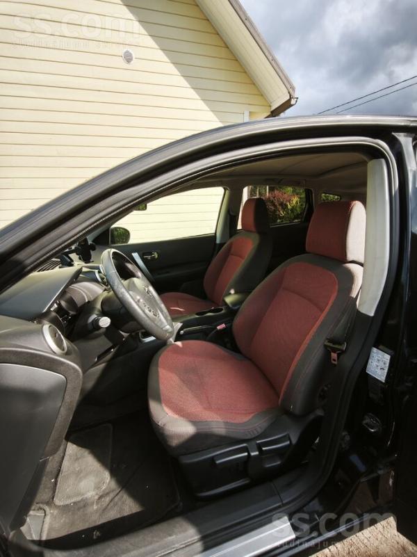 Melns Nissan Qashqai 2008 Valmiera, ar dzinēja tilpumu 1.50 L un nobraukumu 369 tūkst. km par 2000 €, foto 3 vietnē AUTOMOTO.COM.LV