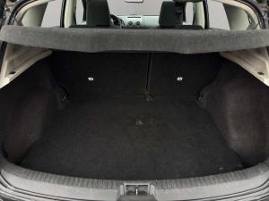 Melns Nissan Qashqai 2008 Kauņa, ar dzinēja tilpumu 1.50 L un nobraukumu 326 tūkst. km par 3999 €, foto 9 vietnē AUTOMOTO.COM.LV