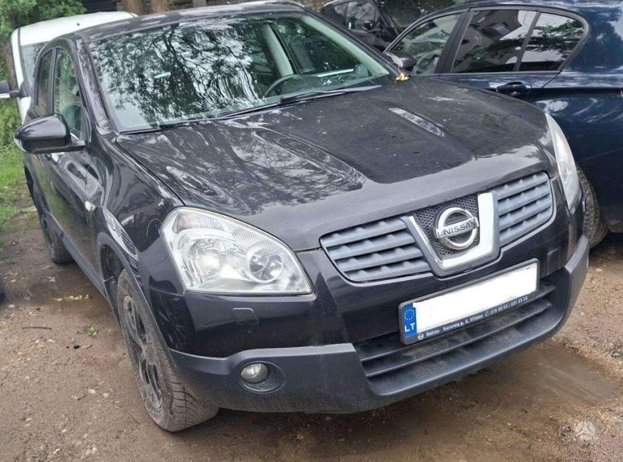 Black Nissan Qashqai 2008 in Vilnius, with an engine capacity of 2.00 L and mileage of 186 thousand km for 2000 €, photo 4 on AUTOMOTO.COM.LV