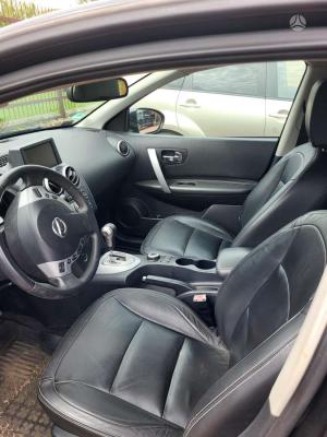 Melns Nissan Qashqai 2008 Vilkaviškis, ar dzinēja tilpumu 2.00 L un nobraukumu 339 tūkst. km par 3500 €, foto 3 vietnē AUTOMOTO.COM.LV