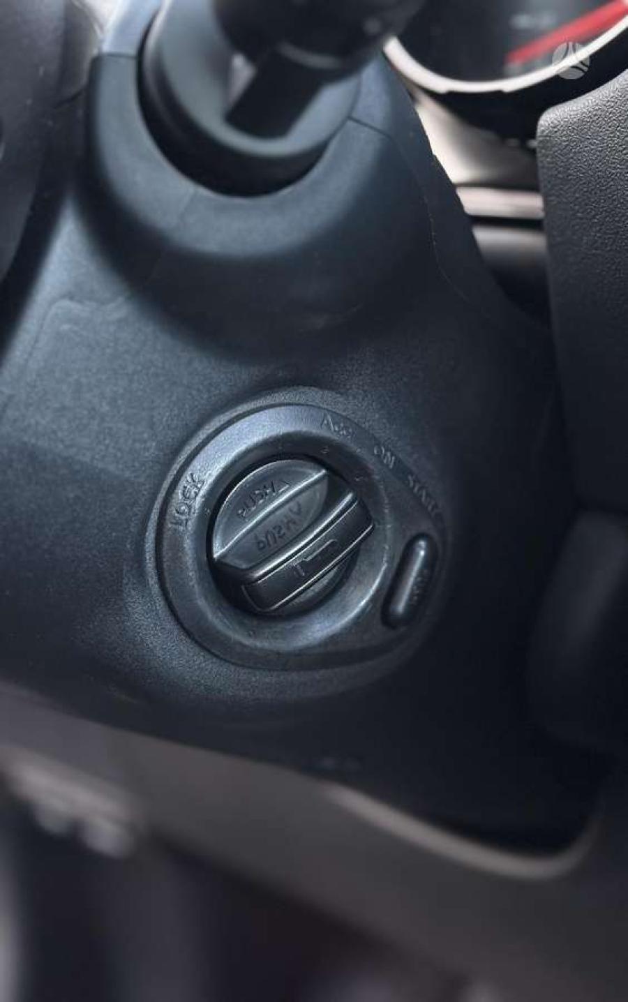 Черный Ниссан Кашкай 2008 в Вильнюс, объемом двигателя 2.00 л и пробегом 267 тыс. км за 3850 €, фото 19 на AUTOMOTO.COM.LV